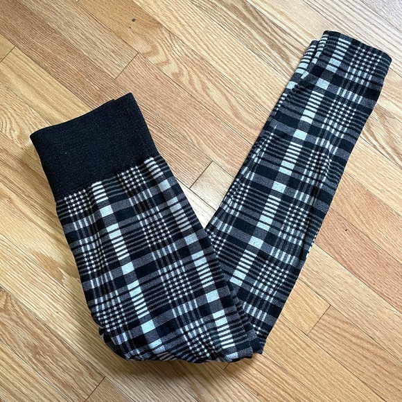 Charlie Paige | Pants & Jumpsuits | Charlie Paige Grey Plaid Stretch ...
